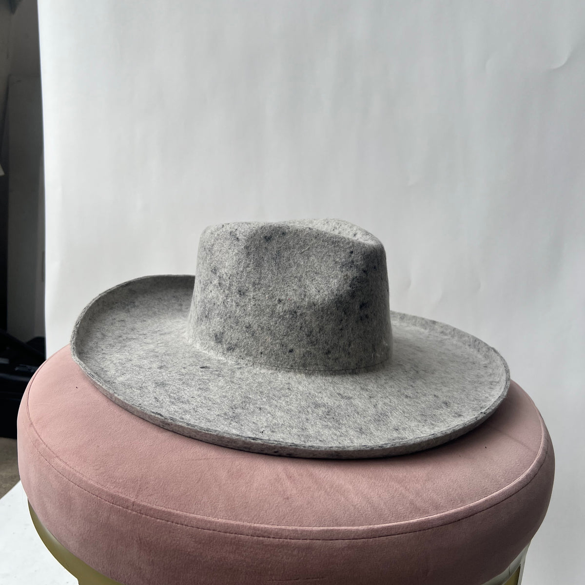 Plain Flipped Brim Hat – eastnwest label